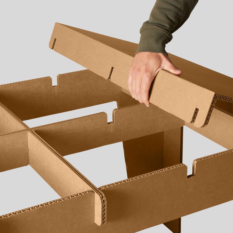 Taray Cardboard Table