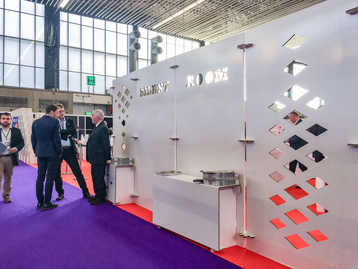 Stand para Feria de Vino World Bulk Wine. Ecodiseño en cartón.