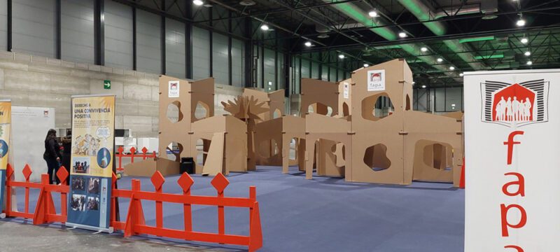 Laberinto de cartón para niños | Diversión y creatividad | Cartonlab.com