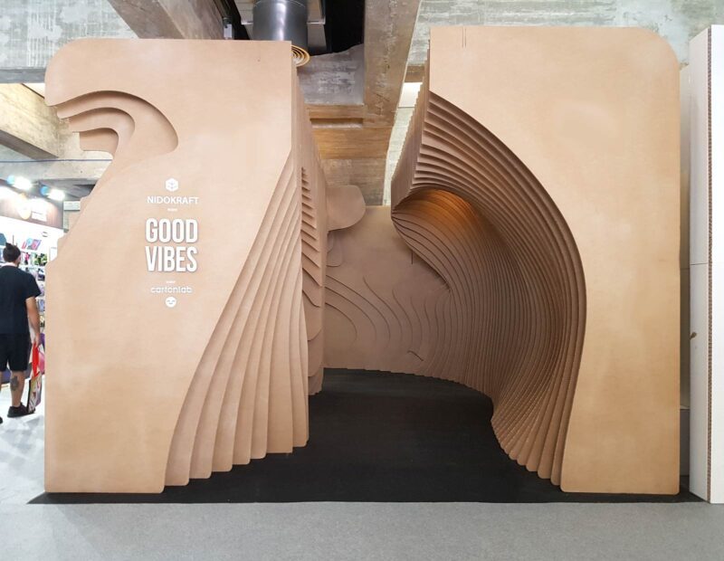 Cartón nido de abeja | Soluciones para stands, paneles y comunicación.