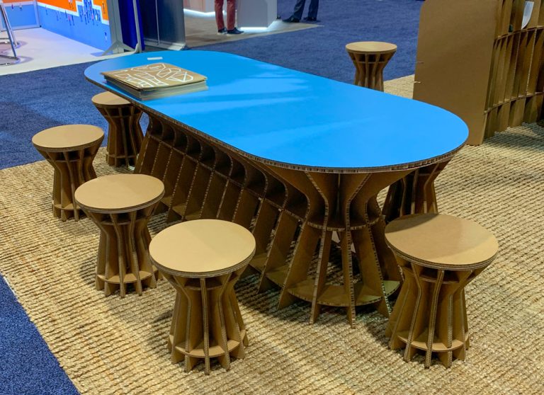 Stands para ferias de salud - Diseño en cartón para Banook Group